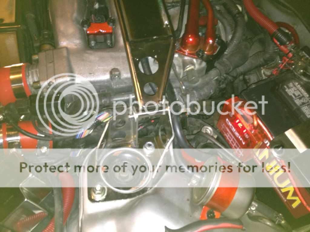 Lovenpain's Project 7: Engine Bay-Wire Loom & plenum paint - Nissan ...